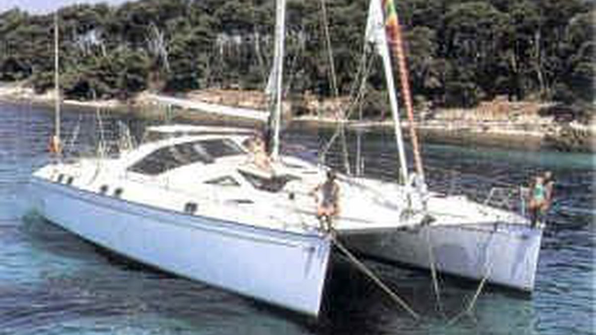 Noleggiare un catamarano Privilege 37 Porto di Gouvia, Corfu