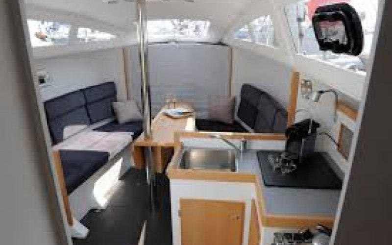 Location d'un voilier DJANGO 9.80 Port de la Trinité sur Mer